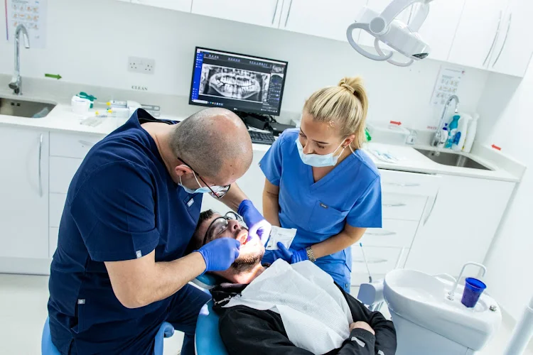 Diamond Dental MK - Dental clinic in Newport Pagnell | MyNextDentist